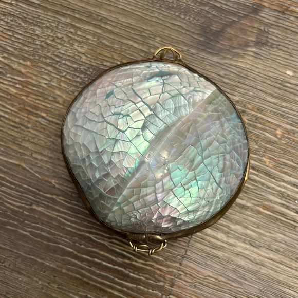 Jewelry | Vintage Natural Iridescent Shell Hinged Trinket Box Crackle ...